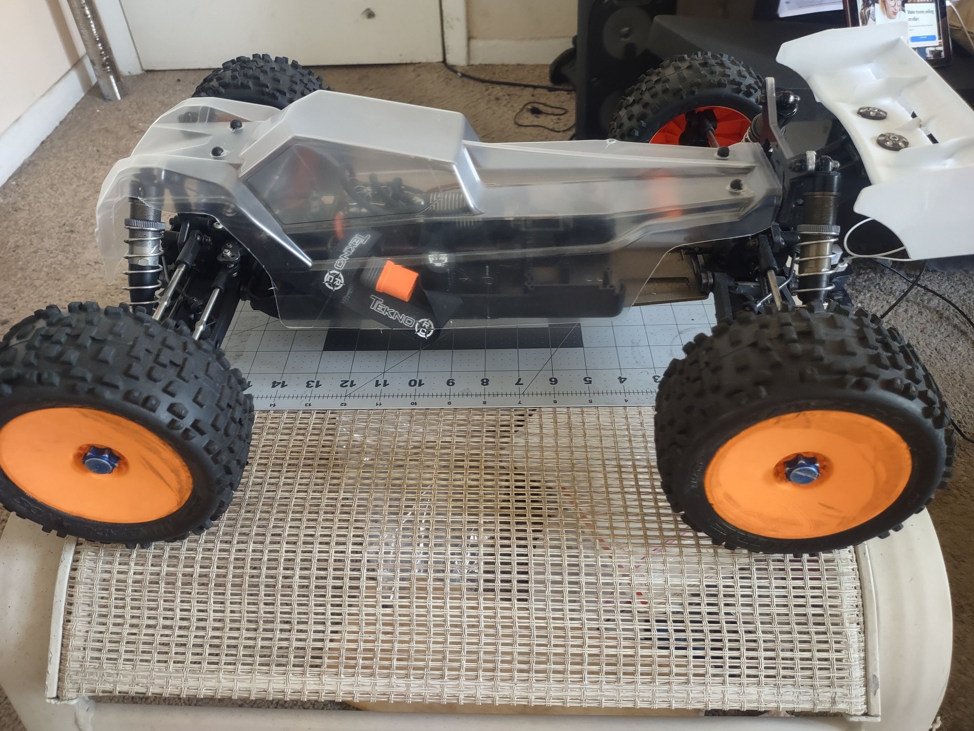 Tekno Et48.3 ARTR truggy, badlands and new body - R/C Tech Forums