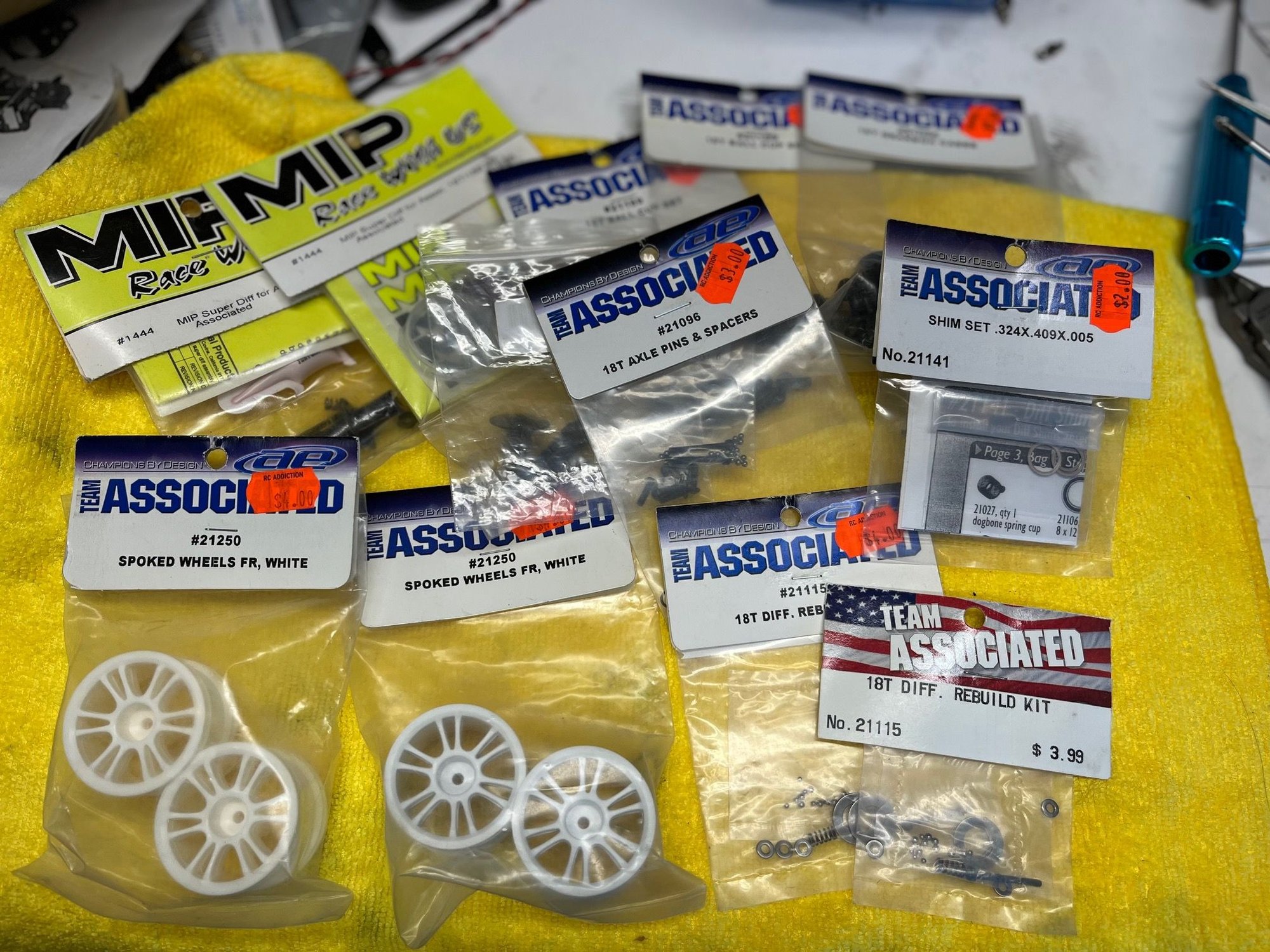 Associated RC18R with 3Racing Carbon Fiber Conversion - R/C Tech Forums