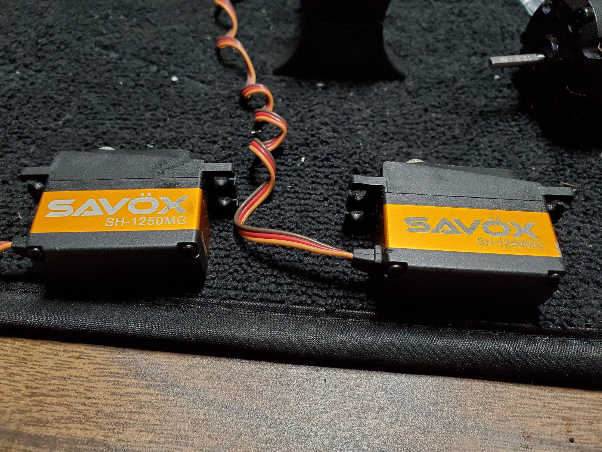 For sale. 2 savox sh-1250mg servos $50 shipped - R/C Tech Forums