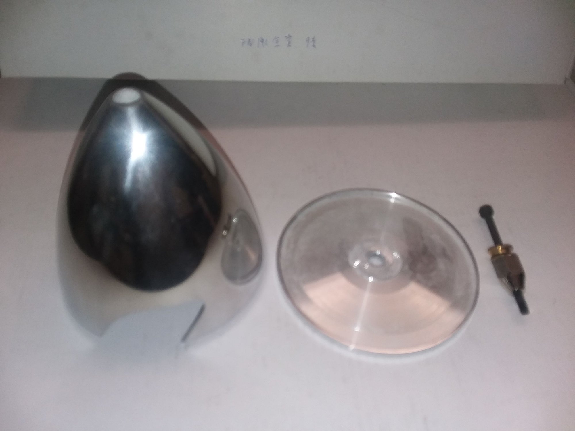 NIB-Miracle spinners at great prices with metal back plate, prop nut ...