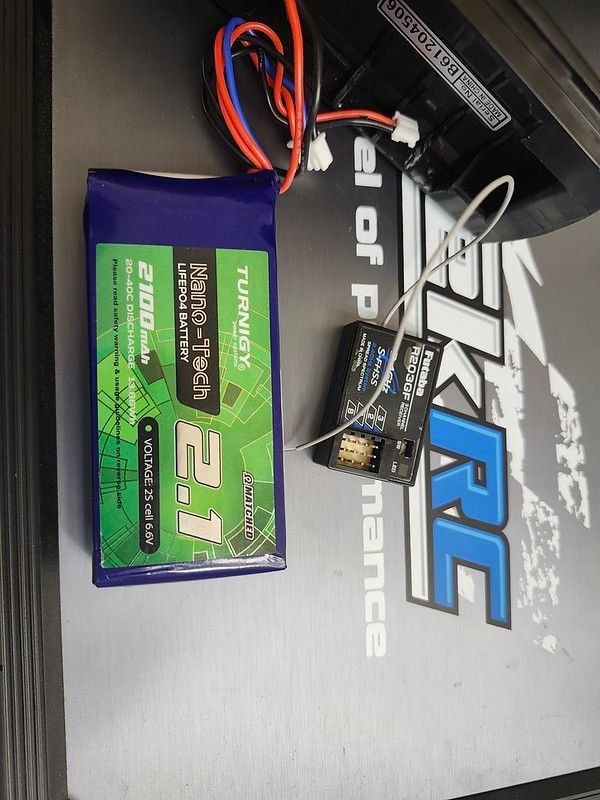 Futaba 4px radio system w/hard case - RCU Forums