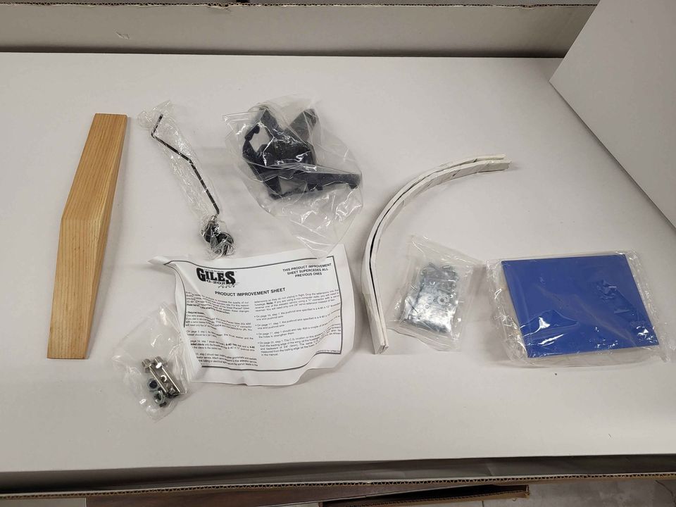 Great Planes Giles G-202 ARF 1/4 Scale NIB $285.00 - RCU Forums