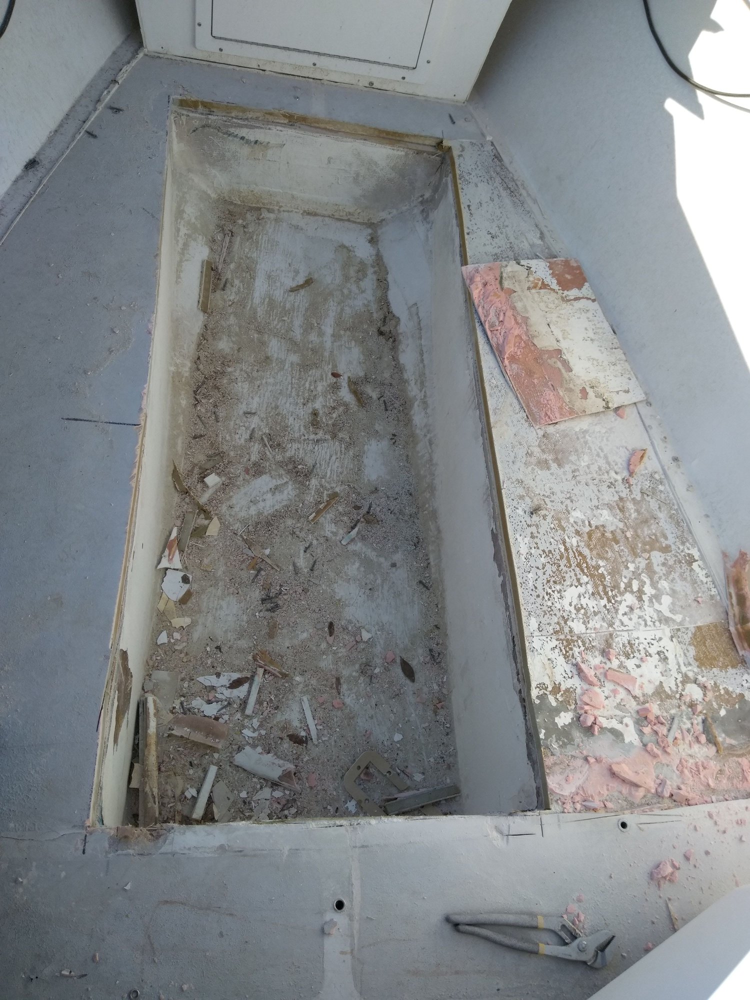 The Hull Truth - Boating and Fishing Forum - Delamination of front deck ...