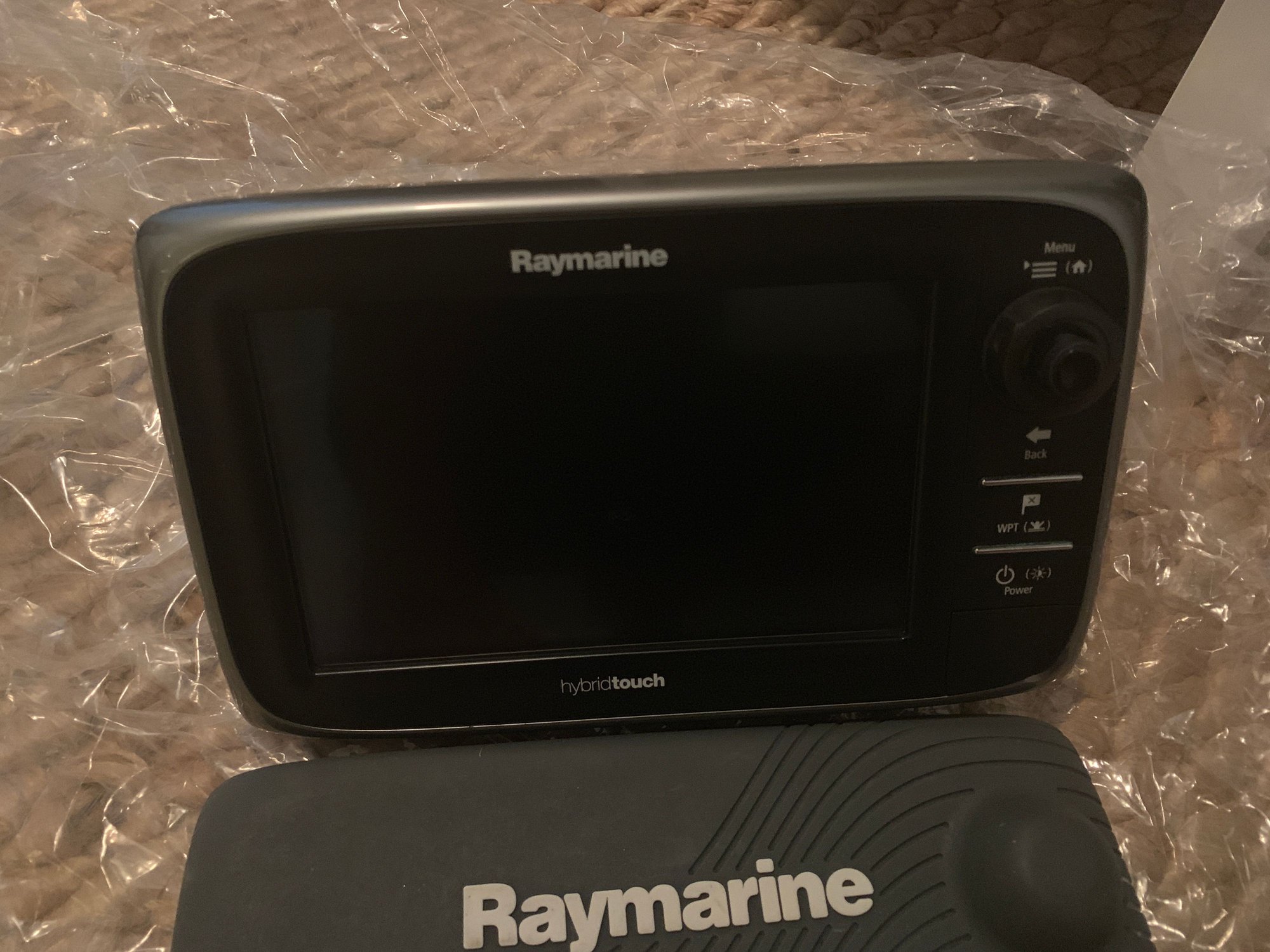 The Hull Truth - Boating and Fishing Forum - Raymarine E7 take-out