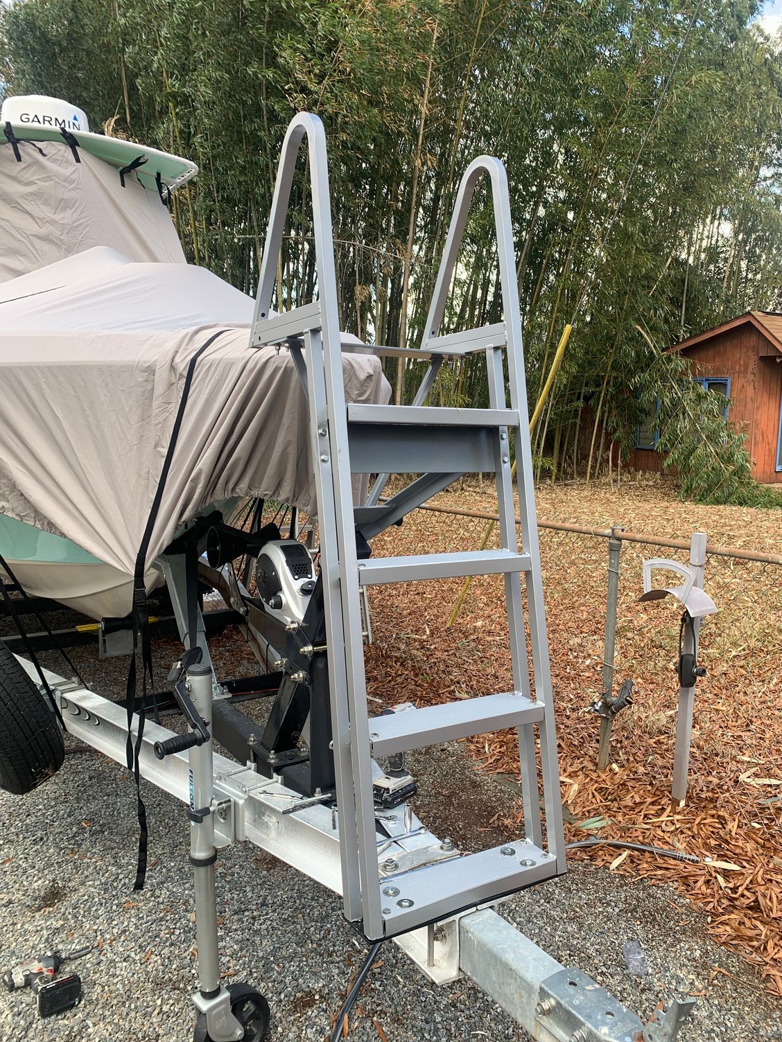 The Hull Truth - Boating and Fishing Forum - Budget bow ladder for trailer.