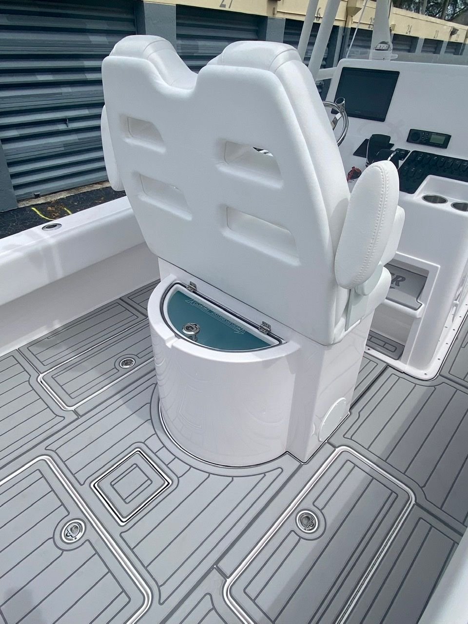 The Hull Truth - Boating and Fishing Forum - Reef Runner Boats 230 Open ...