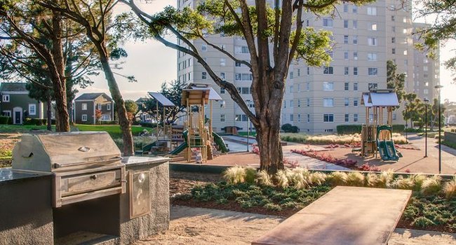 Parkmerced - 323 Reviews | San Francisco, CA Apartments for Rent ...