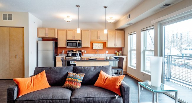 Gallery Flats Reviews - Hopkins, MN | 50 8th Ave. S. | 1 Apartment Reviews