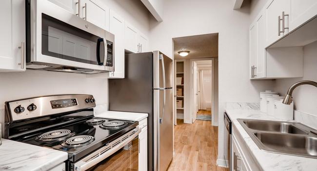 Highline Lofts Apartments Reviews - Aurora, CO | 456 S Ironton St | 39 ...