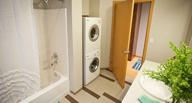 Nova Apartments Reviews - Seattle, WA | 4600 36 Avenue Southwest | 18 ...