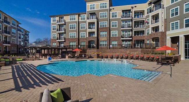 Meridian at Sutton Square - 120 Reviews | Raleigh, NC Apartments for ...