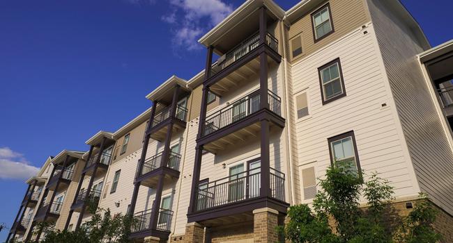 Avalon Place - 56 Reviews | San Antonio, TX Apartments for Rent ...